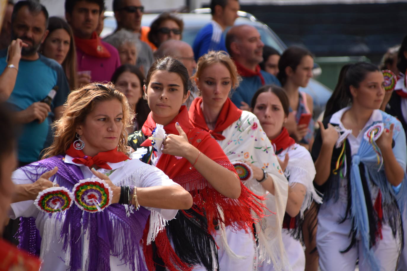 Fotos: El baile de la Gaita y Gigantes en Cervera para celebrar ...