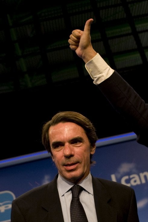 Aznar vuelve para relanzar un PP bajo la sombra de la corrupción | La Rioja