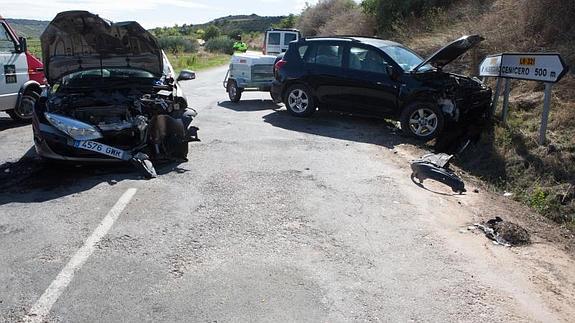 Cuatro heridos en una colisión de dos coches en Cenicero | La Rioja